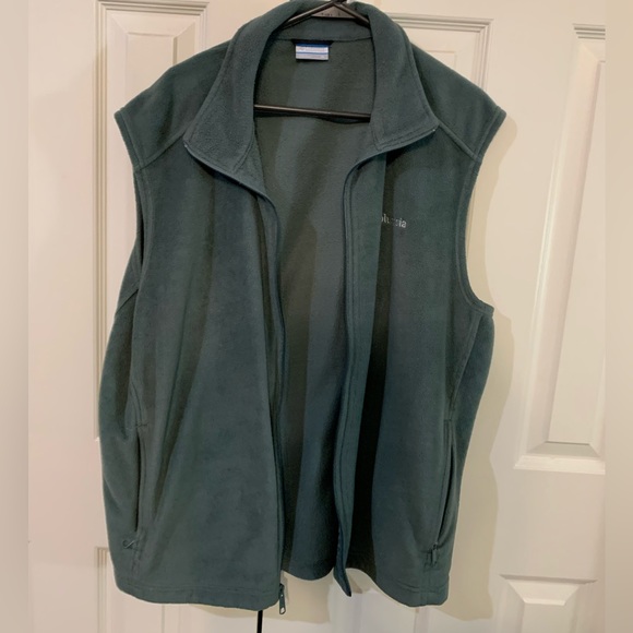 Columbia | Jackets & Coats | Columbia Green Fleece Vest Xl | Poshmark